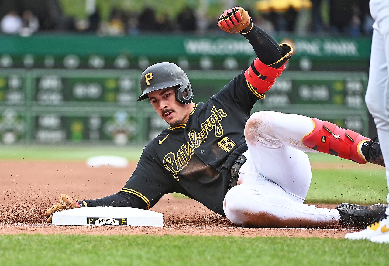 MLB Capsules: Pirates wreck Reds, tie record for consecutive walks ...