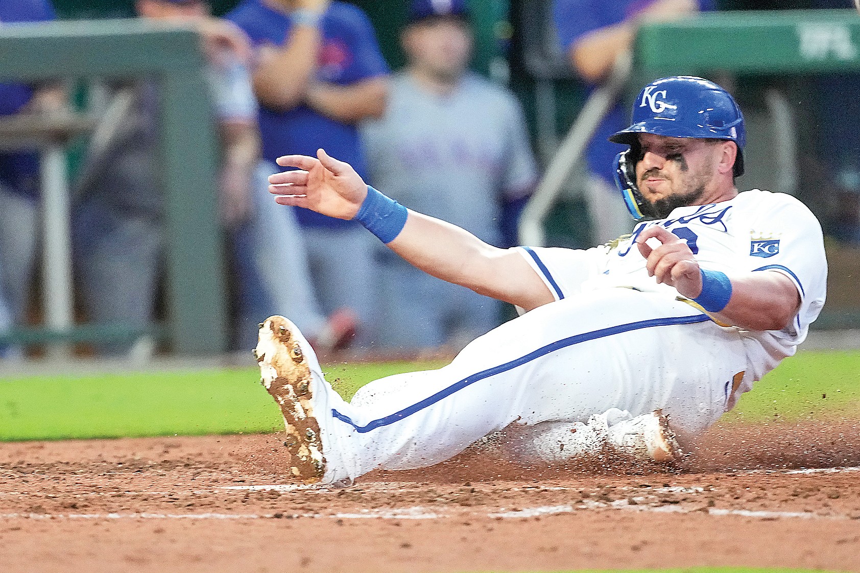 Royals place Pasquantino on injured list with hand injury | Jefferson ...