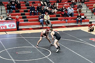 Jays continue winning ways with wrestling win against Lebanon ...