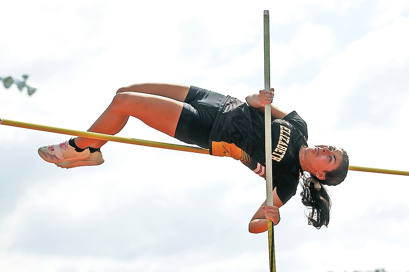 St. Elizabeth’s Wright wins Class 1 girls pole vault title | Jefferson ...