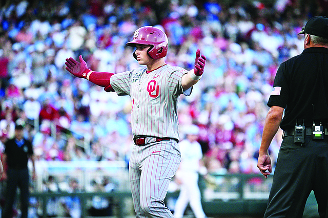 Oklahoma overpowers North Carolina in Game 3 to win MCWS title ...