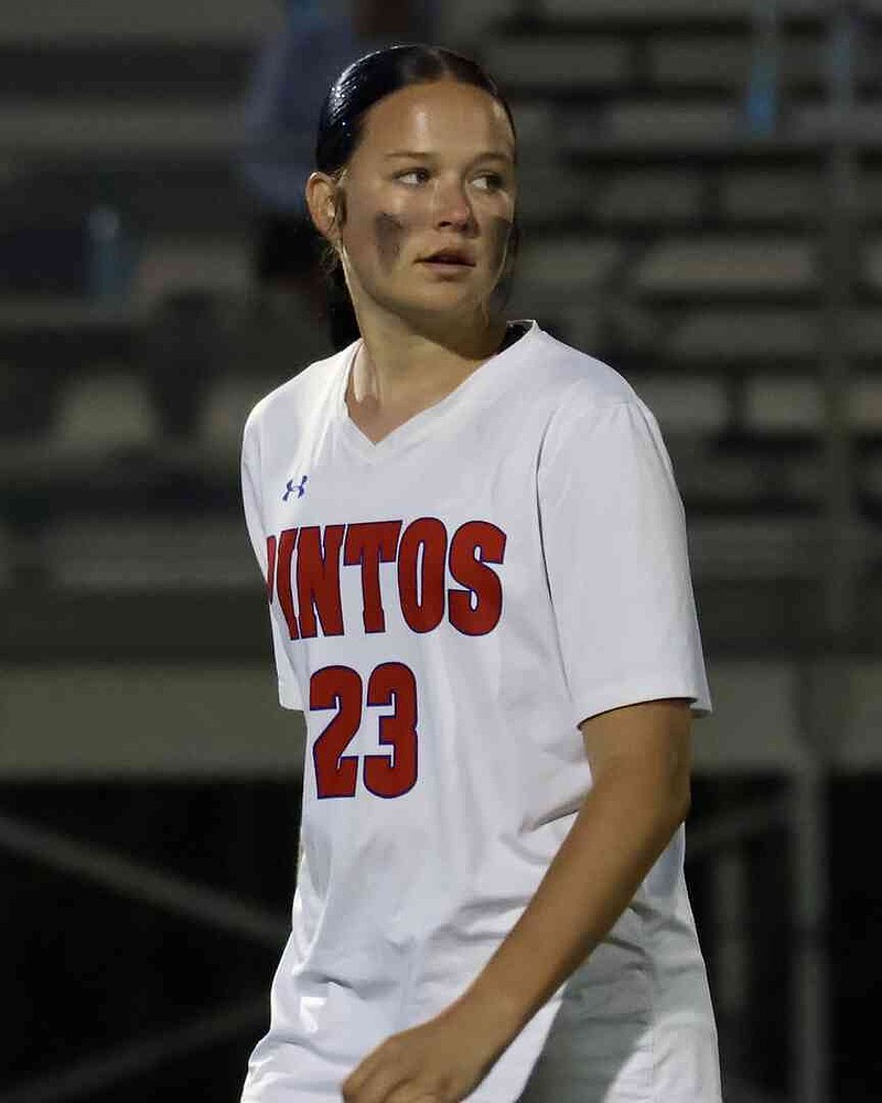 Veritas nets five, ends Lady Pintos’ season | California Democrat