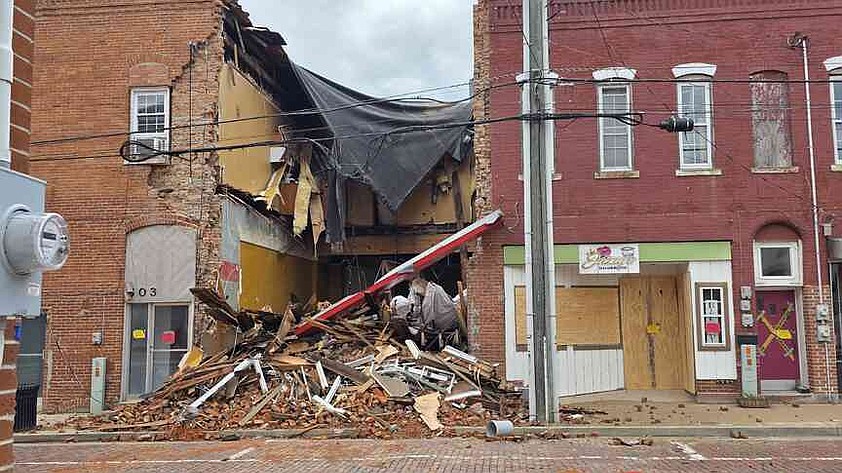 Building collapses in Brick District | Fulton Sun