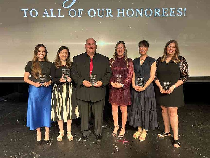 Menges wins Teacher of the Year award | Jefferson City News Tribune