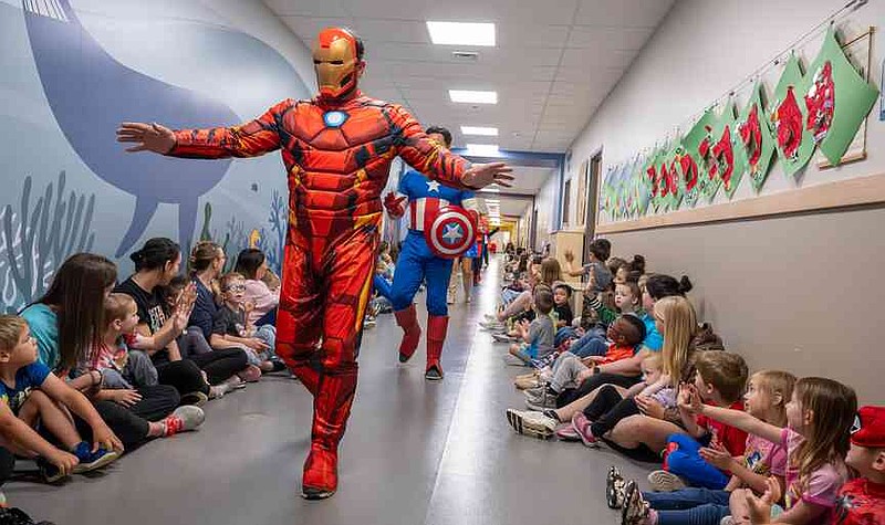 Superheroes pay visit to Special Learning Center | Jefferson City News ...