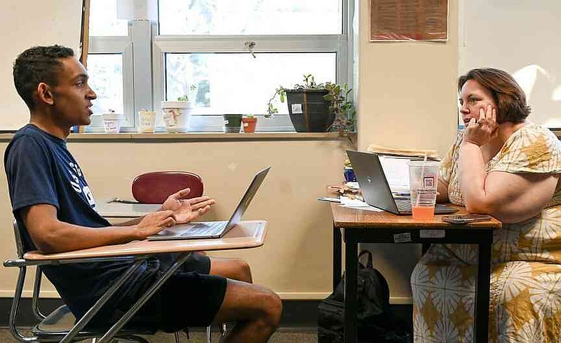 AI changes the game, challenges ethics in speech and debate | Fulton Sun