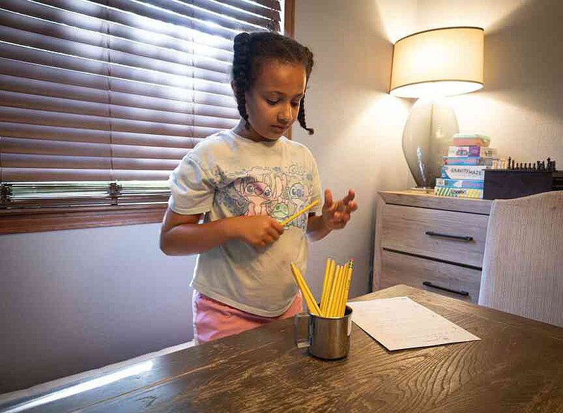 Retired teacher launches cursive tutoring sessions | Jefferson City ...