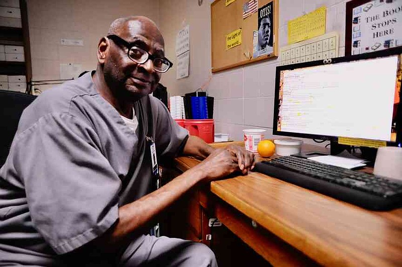 JC inmates spend their sentences making Braille books for the blind ...