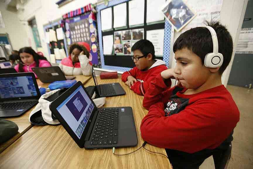 LA Unified School District bans screen time before the second grade ...