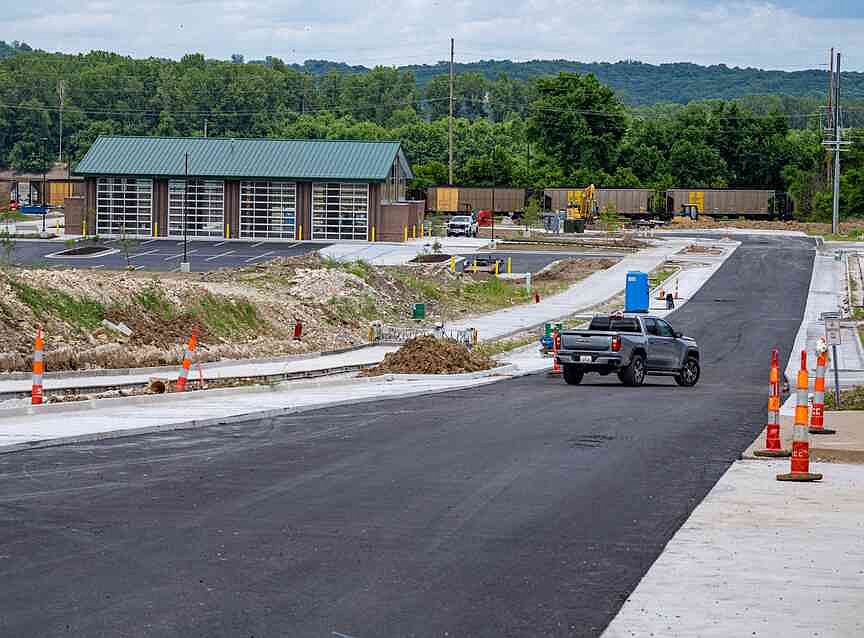 Farmers markets, food trucks planned as river market nears completion ...